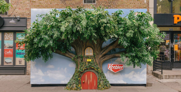 The Elves Are Enchanting, Not Unhinged, in Keebler’s Hollow Tree Pop-Up ...
